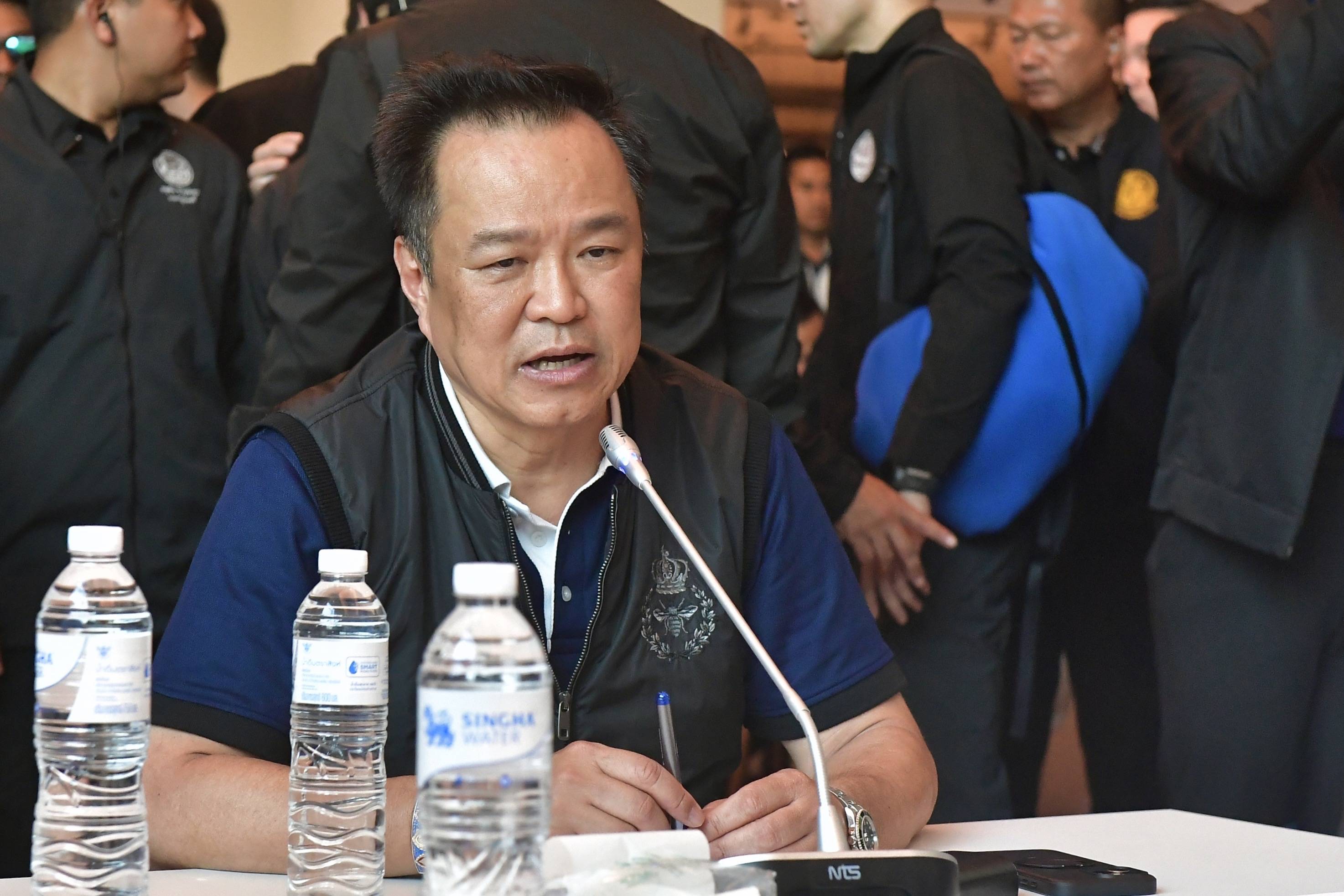 รัฐบาลไทย | นายกรัฐมนตรีเป็นประธานการประชุมแผนฟื้นฟูเมืองหาดใหญ่ ระหว่าง ภาครัฐกับภาคเอกชน ณ ...